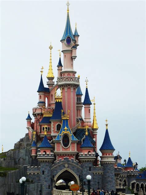 7 000 Free Disneyland Paris And Disneyland Images Pixabay