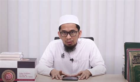 √ Biodata Dan Profil Ustadz Adi Hidayat Riwayatmu