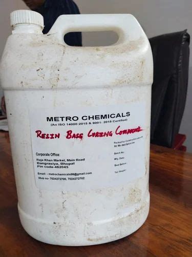 White Wax Curing Compound For Construction Packaging Type Can At