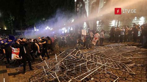 დაპირისპირება და დაკავებულები საპროტესტო აქციაზე Youtube