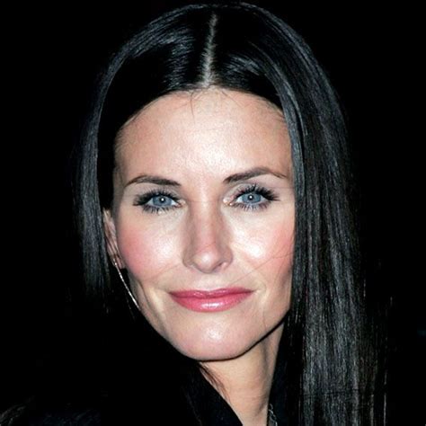 28 Of Courteney Coxs Best Beauty Looks From Friends And Beyond