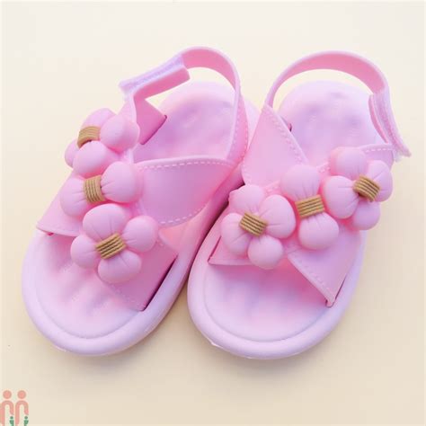 صندل دخترانه