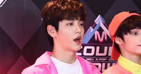 [md포토] Txt 수빈 숨길수 없는 긴장감