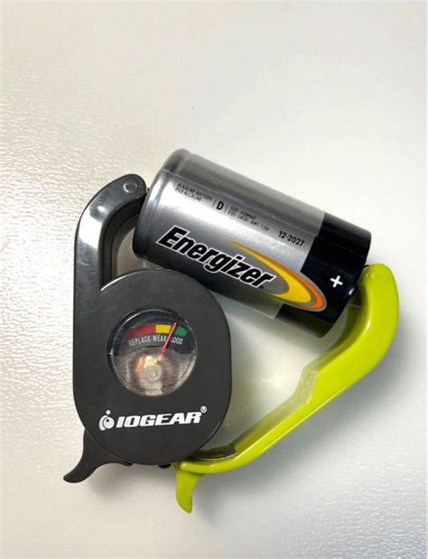 Energizer D Size Battery Photography Photography Accessories Batteries Chargers On Carousell