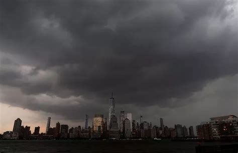New York Weather Destructive Storms On Way As Storm Erin Rips Through