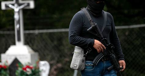 Mujeres De Michoacán Asediadas Por El Crimen Organizado Infobae