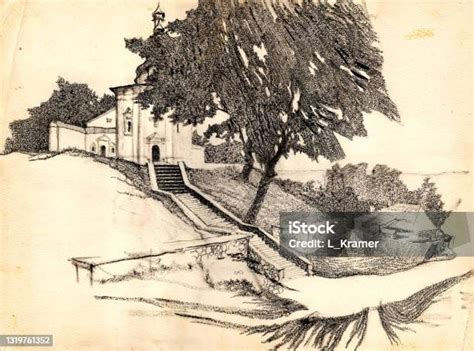 우크라이나에 있는 고대 바로크 양식의 건축 양식의 스케치가 오래된 거리 풍경인 체르니히브에 있습니다 잉크 와 펜 낙서 흑백 낙서 일러스트레이션 건축에 대한 스톡 벡터 아트