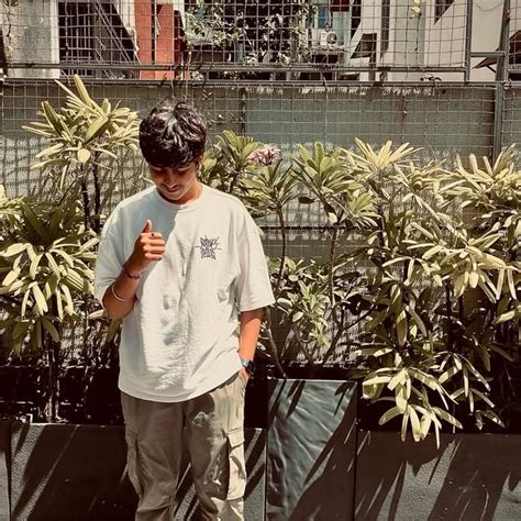 Xae Amanpurohit • Threads Say More
