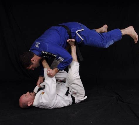 Basic Bjj Techniques And Concepts Every Beginner Should Know Grappler Hq