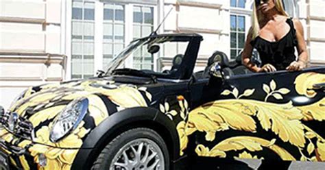 El Mini Cooper De Donatella Versace Alcanza Precio Récord En Subasta