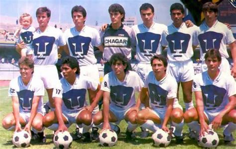 De Así Saltaban Nuestros Pumas En Un Partido Dentro Del Estadio