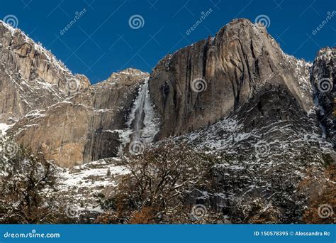 Yosemite Falls In The Winter Stock Image Image Of Clouds Iconic