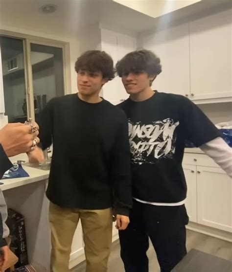 Pin By Jen On Sturniolo Triplets Triplets Matthews Nikki