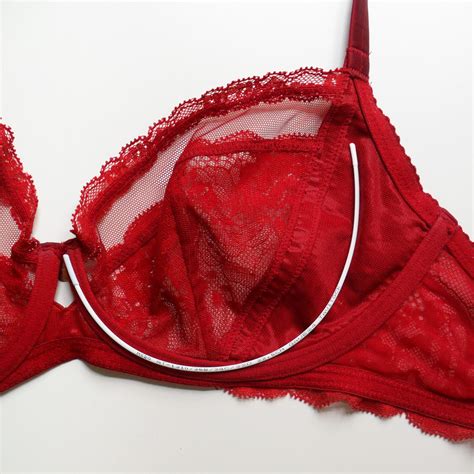 Underwire Coming Out Of Bra Online