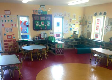 Emsclass Ennis Montessori School