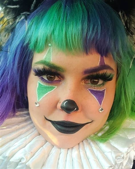 Cute Clown Girl Makeup In 2025 Jester Makeup Halloween Makeup Clown