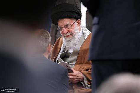 اشک‌های رهبر انقلاب از شعری در مورد مکالمه شهید کاظمی با شهید باکری