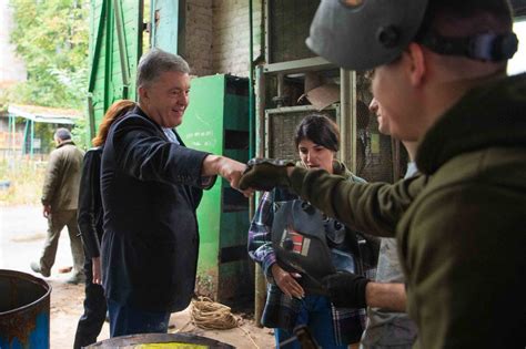 Петро Порошенко On Twitter Уже котрий день поспіль дівчата і хлопці