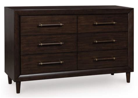 Commode Mallenette De Benchcraft® Merlot Ameublement Brandsource Paquin