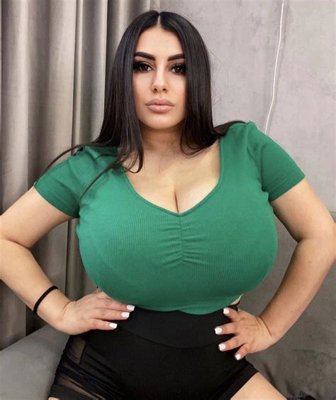 Huge Hangers In Green Scrolller