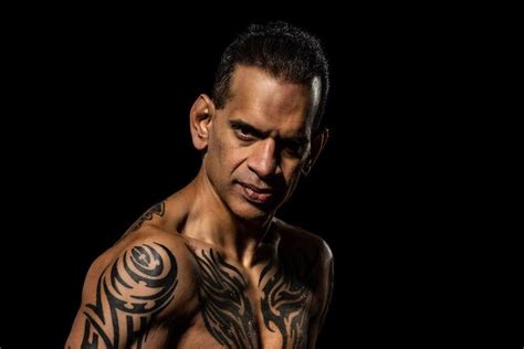 Doctor Faisal Rehman Pro Mma Debut For A Cause Mm Eh