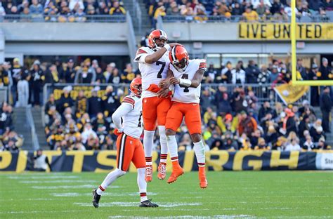 3 Deshaun Watson Stats To Consider In Rebuilding Browns Offense