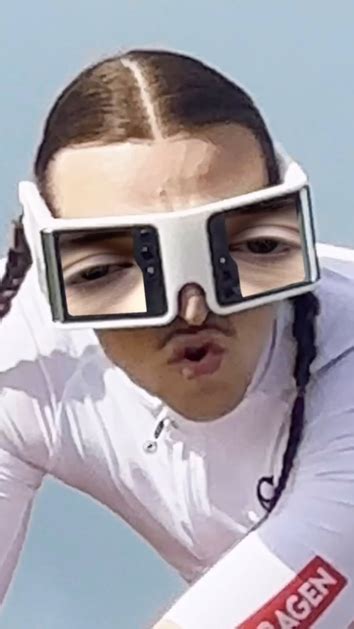 플립폰으로 선글라스 만들기 😎 데패뉴 아카이브