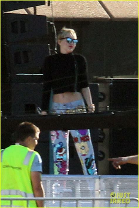 Miley Cyrus It Doesnt Bother Me When People Call Me Crazy Because I