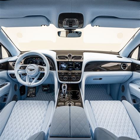 Pin By Você Mais Bella Dicas Úteis On Carros De Luxo Car Interior