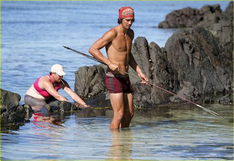 Survivor Fall Who Is The Hottest Guy Vote Now Photo Survivor Photos Just
