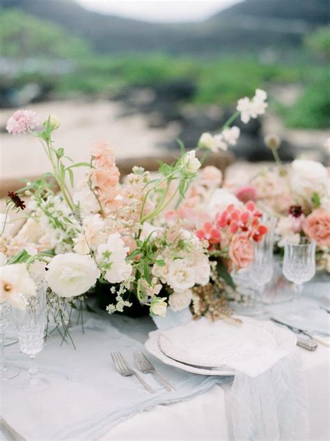 29 Best Summer Wedding Centerpieces