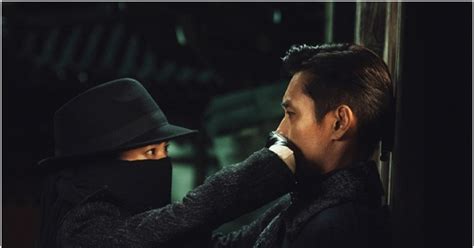 미스터 션샤인 이병헌 입 틀어막은 김태리 공격인가 러브인가[오늘tv]