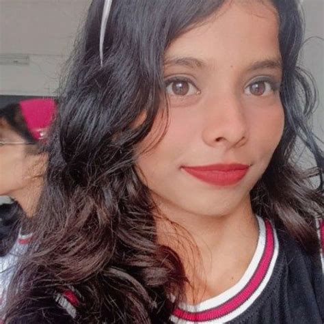 Sofia 🎀 Ez Linnnn Snapchat Stories Spotlight And Lenses