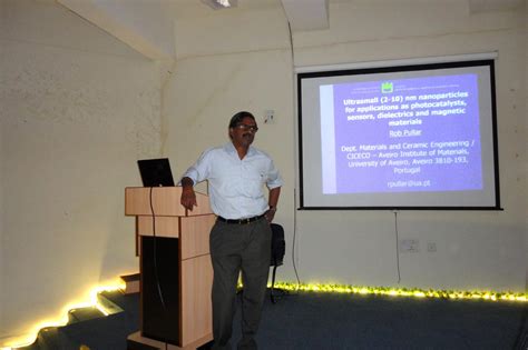 Dr Robert Pullar Principal University Of Hyderabad Facebook