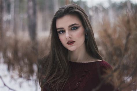 тапети жени на открито Дами дълга коса зима рокля мода пролет човек кожа глава