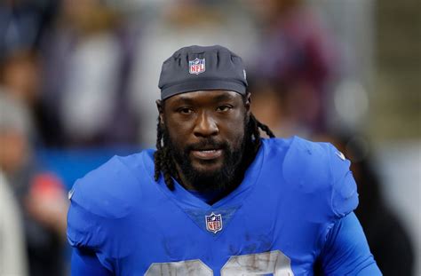 Legarrette Blount Calls Out Former Oregon Ducks Coach Chip Kelly For Lack Of Support