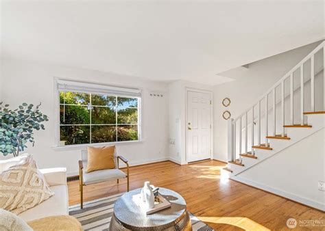 3034 31st Ave W Unit A Seattle Wa 98199 Redfin