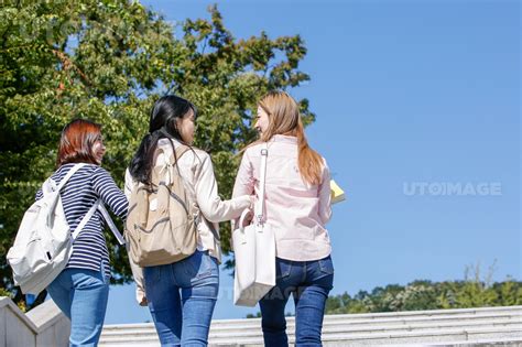 여대생 유토이미지 상세페이지 베이직샵 사진