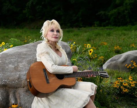 Dolly Parton Said Her Husbands Death Has Had 1 Devastating Effect On