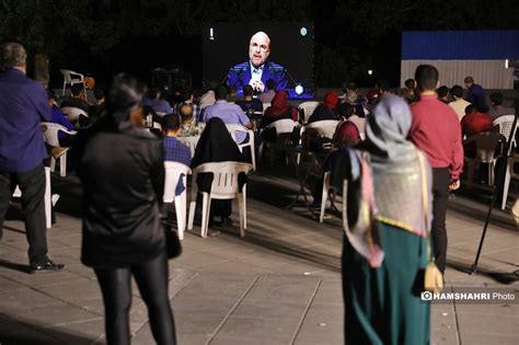 همشهری آنلاین تماشای مناظره سوم در پارک دانشجو