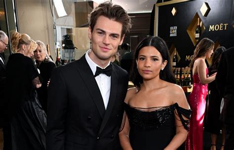 Lactrice Nikki Rodriguez Est Elle En Couple Avec Noah Lalonde Ayther