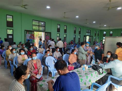 ဘားအံမြို့တွင် ဌာနဆိုင်ရာဝန်ထမ်းများနှင့် ဒေသခံပြည်သူများအား ကျန်းမာရေးစောင့်ရှောက်မှုများ ဆောင