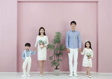 캐주얼가족사진 가족과 함께 스튜디오