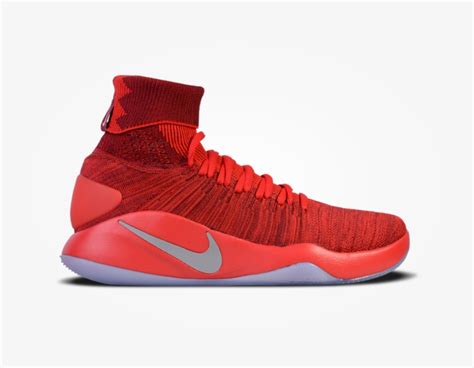 €185 Nike Hyperdunk 2016 Flyknit 780x557 Png Download Pngkit