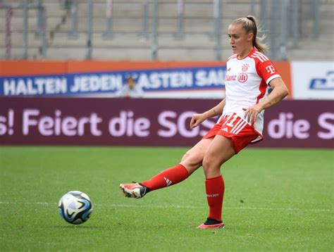 Lioness Georgia Stanway Still Waiting On Link Up With Fellow Bayern Munich Star Harry Kane