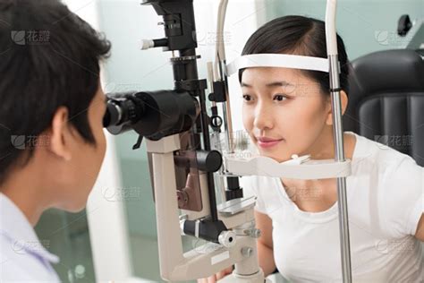 显微镜美水平画幅越南人美人男性现代专业人员技术成年的素材 花瓣网