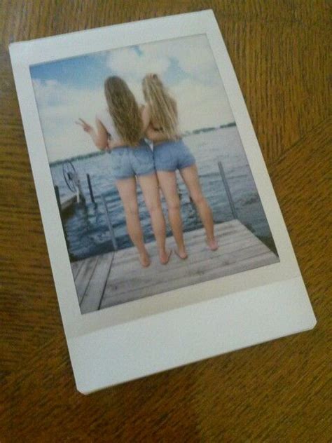 Best Friends Polaroid Polaroid Pictures Polaroid Pictures Tumblr