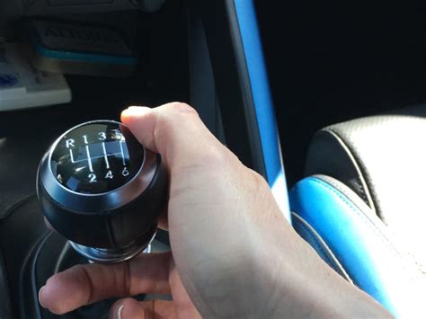 Real Life Reasons To Learn To Drive A Stick Shift A Girls Guide To Cars She Drives