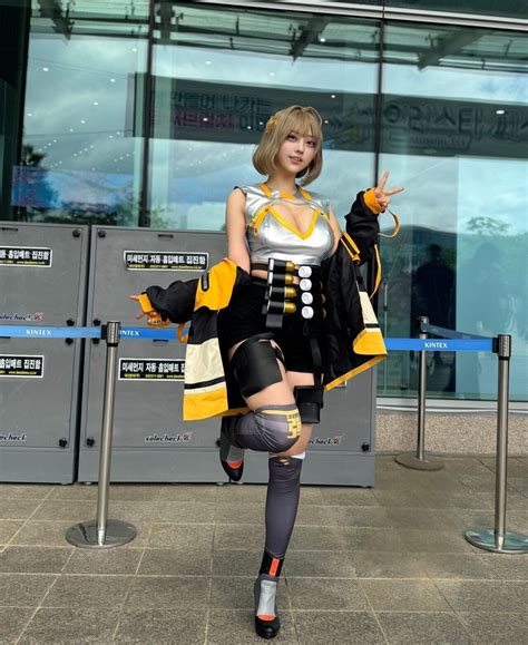 아니스코스프레 승리의 여신 니케 에펨코리아