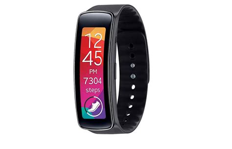 Samsung Gear Fit Reviewed for Performance and Quality | RunnerClick